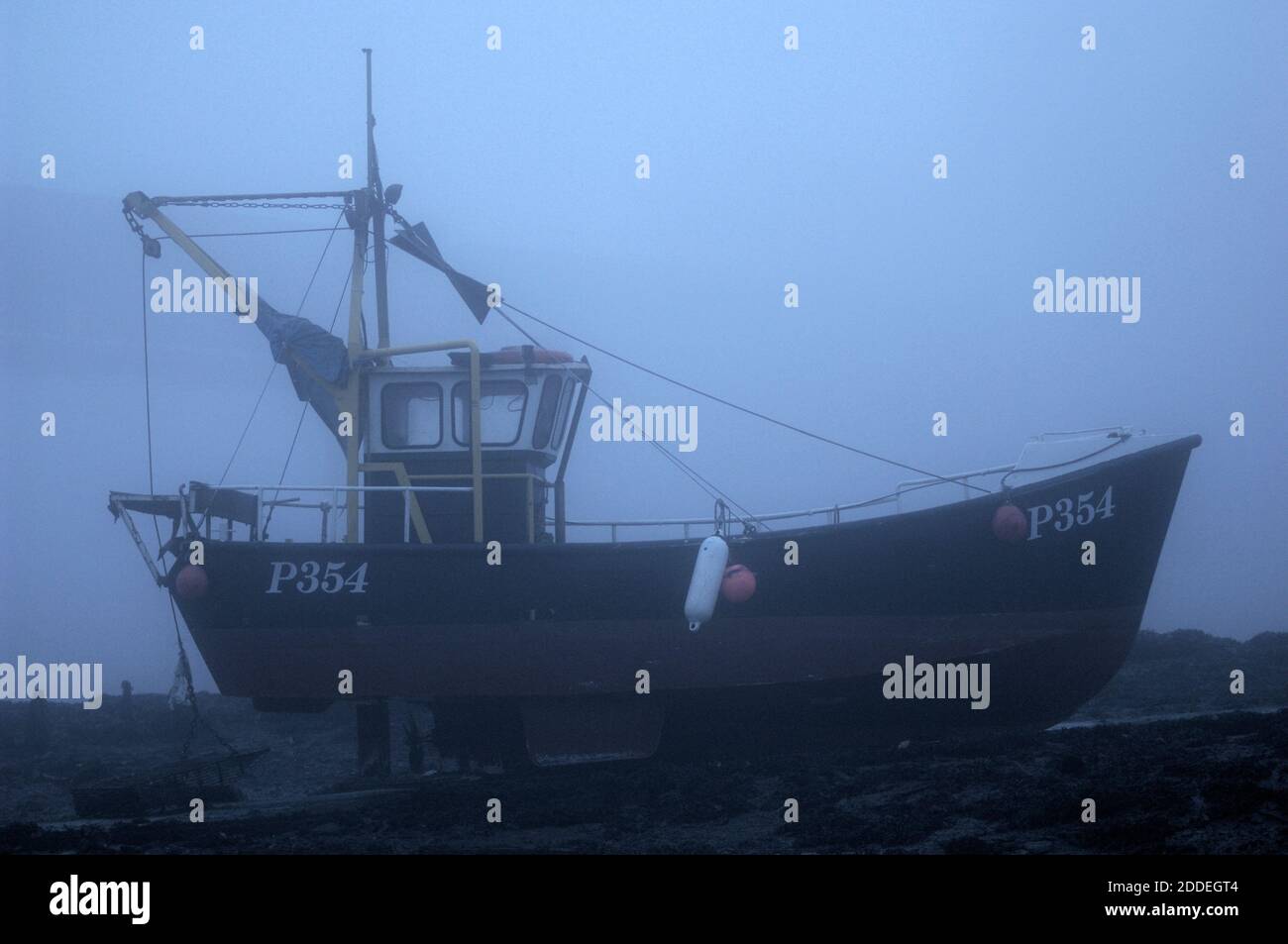 Bottom trawler -Fotos und -Bildmaterial in hoher Auflösung – Alamy