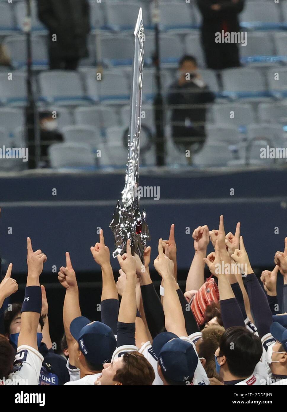 November 2020. NC Dinos gewinnen koreanische Serie Mitglieder der NC ...