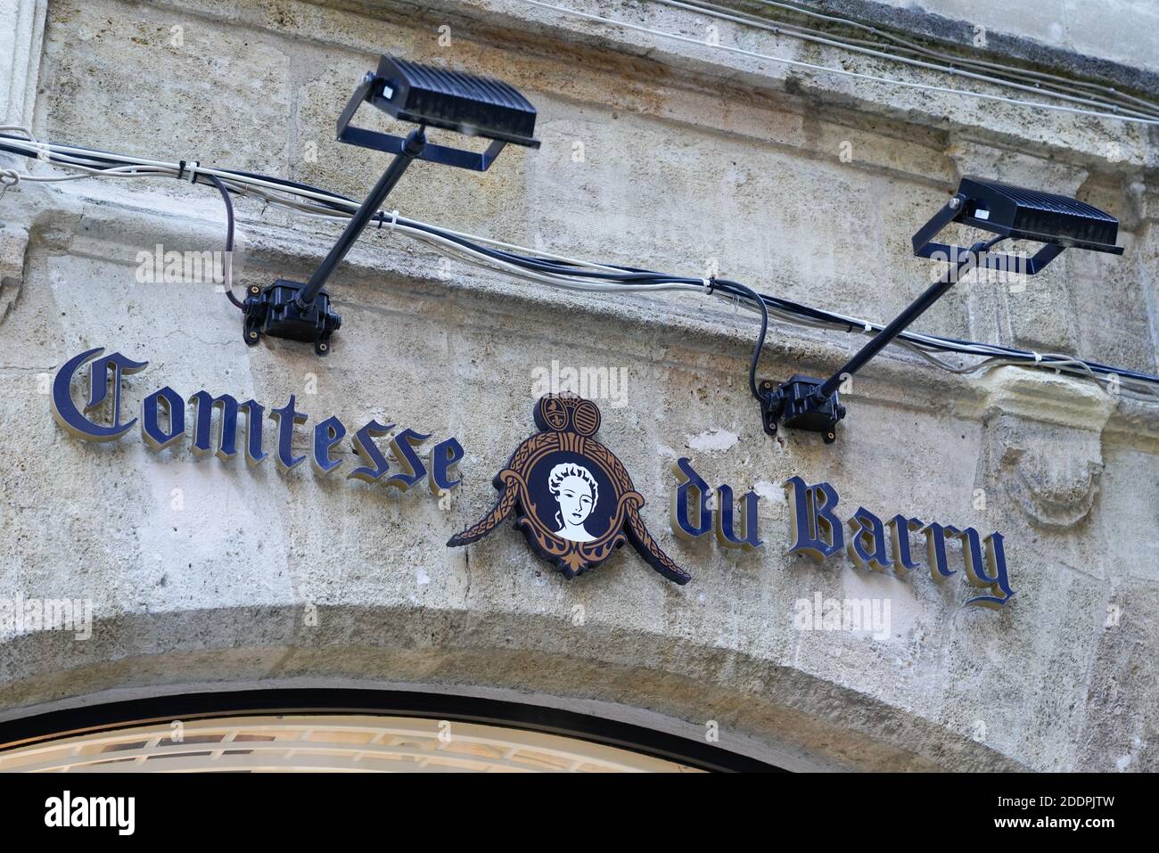 Comtesse Du Barry Logo Stockfotos und -bilder Kaufen - Alamy