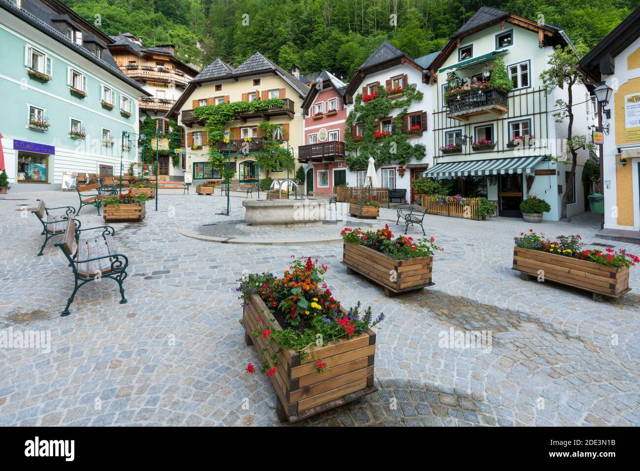 Marktplatz hallstatt austria -Fotos und -Bildmaterial in hoher ...