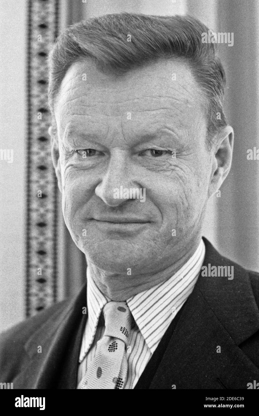 Zbigniew brzezinski und jimmy carter -Fotos und -Bildmaterial in hoher ...