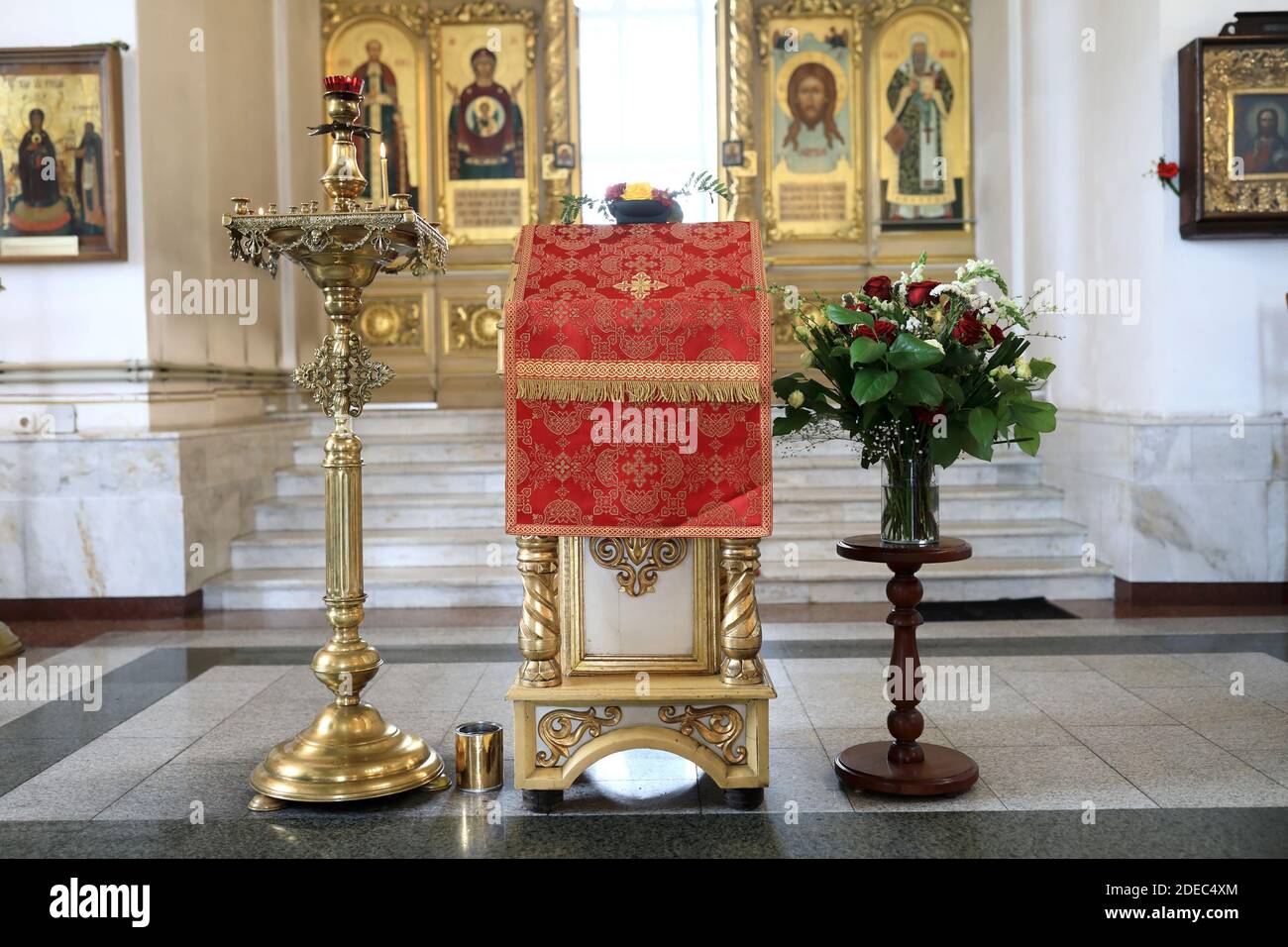 Rednerpult Kirche Stockfotos und -bilder Kaufen - Alamy