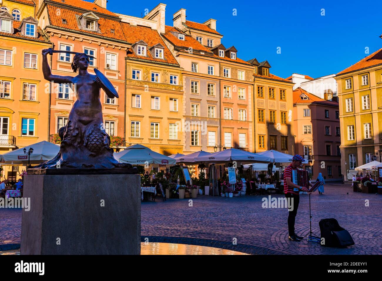Die Altstadt Von Warschau Stockfotos und -bilder Kaufen - Alamy