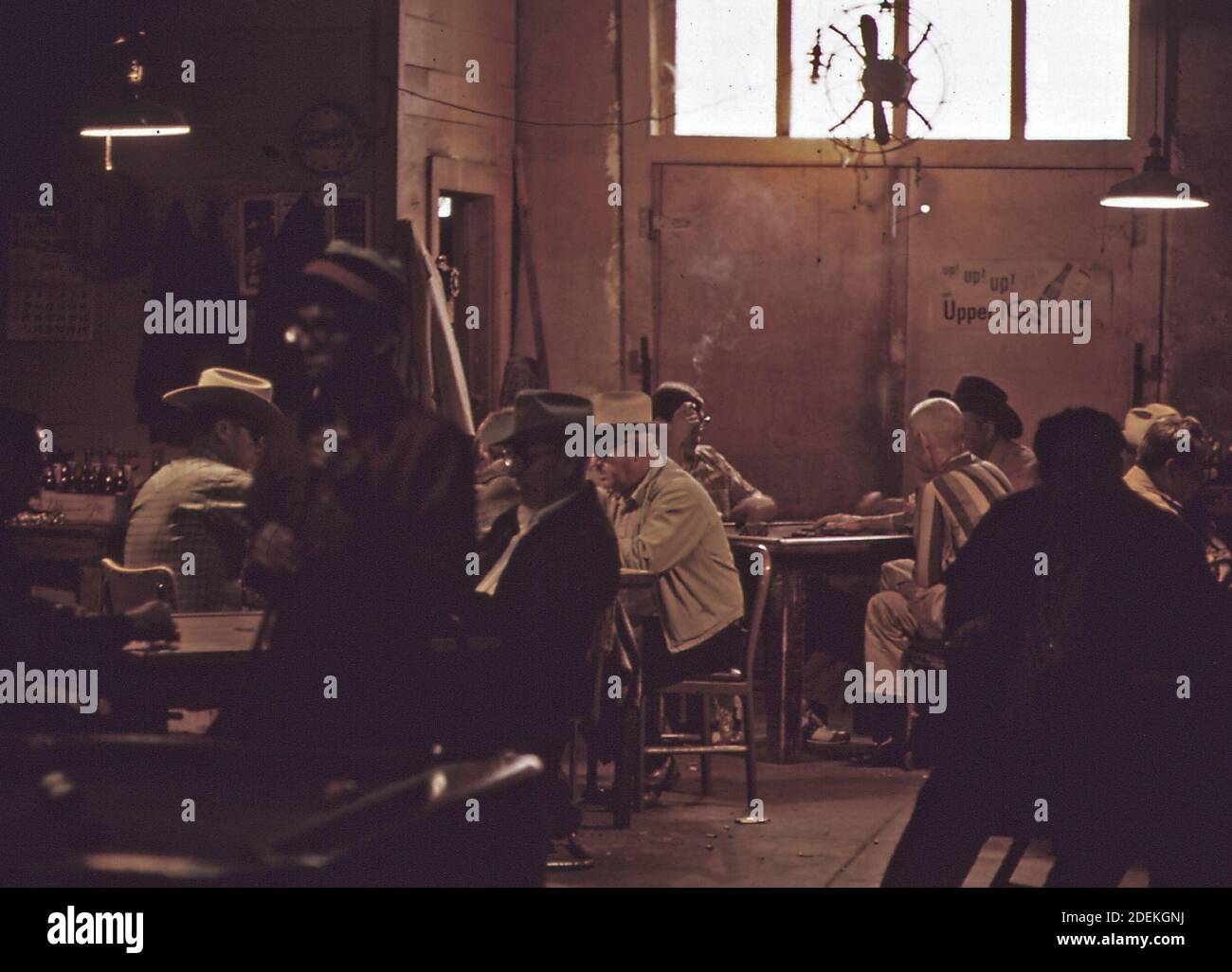 1970er jahre bar -Fotos und -Bildmaterial in hoher Auflösung – Alamy