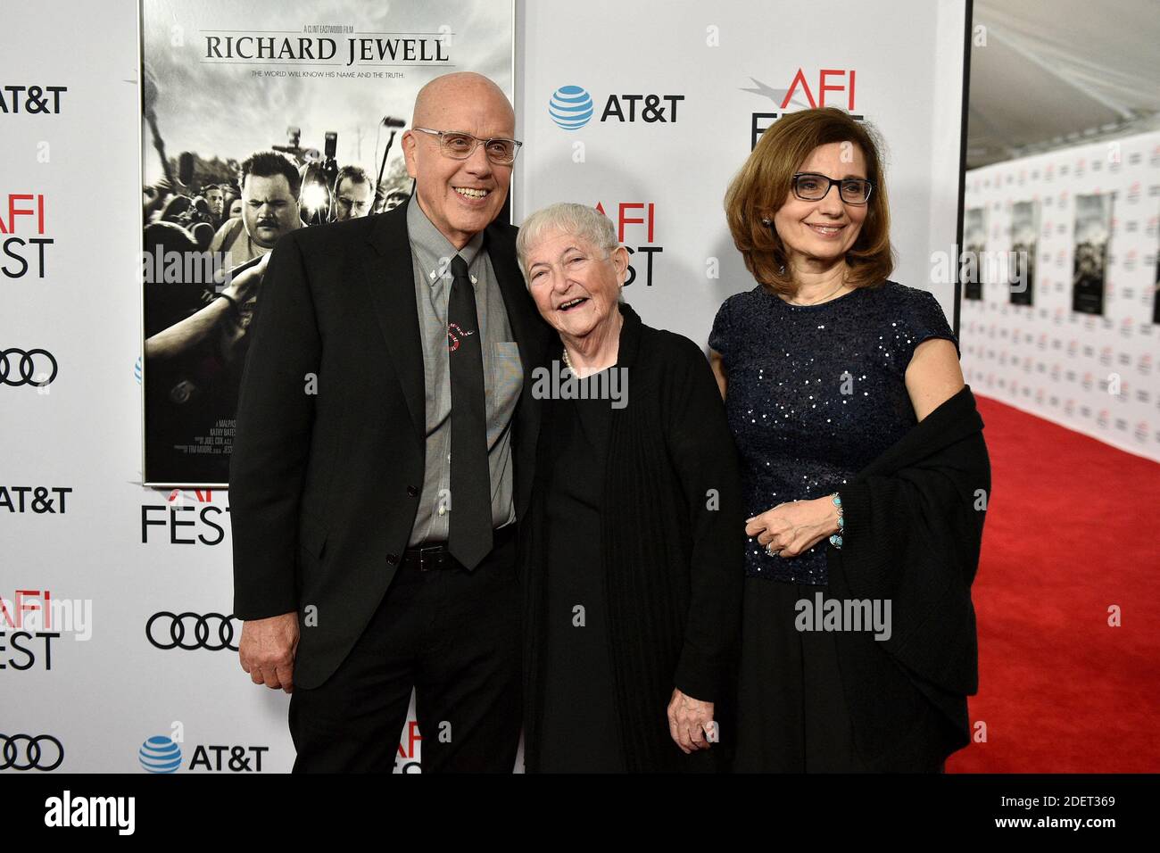 Watson Bryant Jr., Barbara 'Bobi' Jewell und Nadya Bryant besuchen die ...