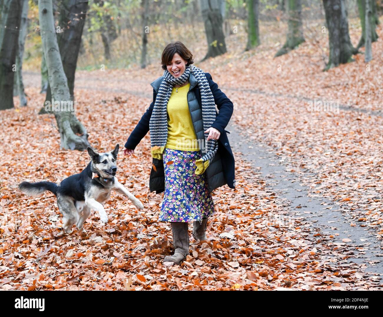 Berlin, Deutschland. November 2020. Die Schauspielerin Julia Brendler ...