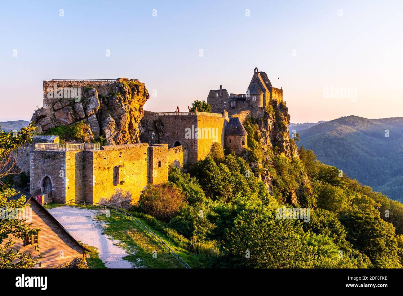 Burg Aggstein Stockfotos und -bilder Kaufen - Alamy