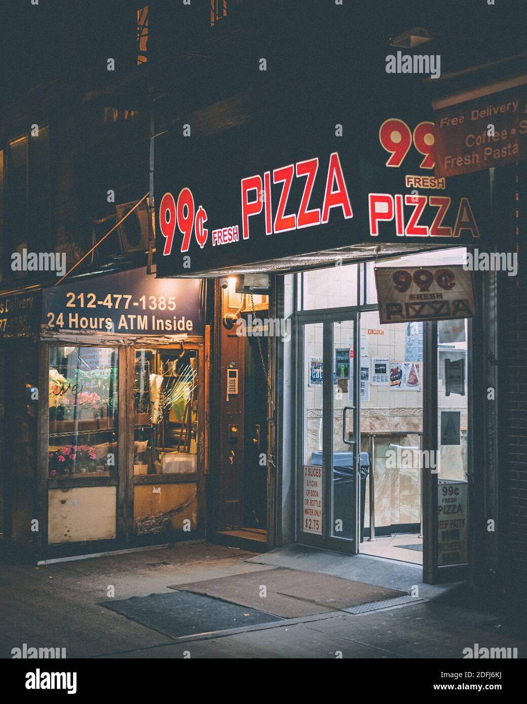 99 cent pizza -Fotos und -Bildmaterial in hoher Auflösung – Alamy