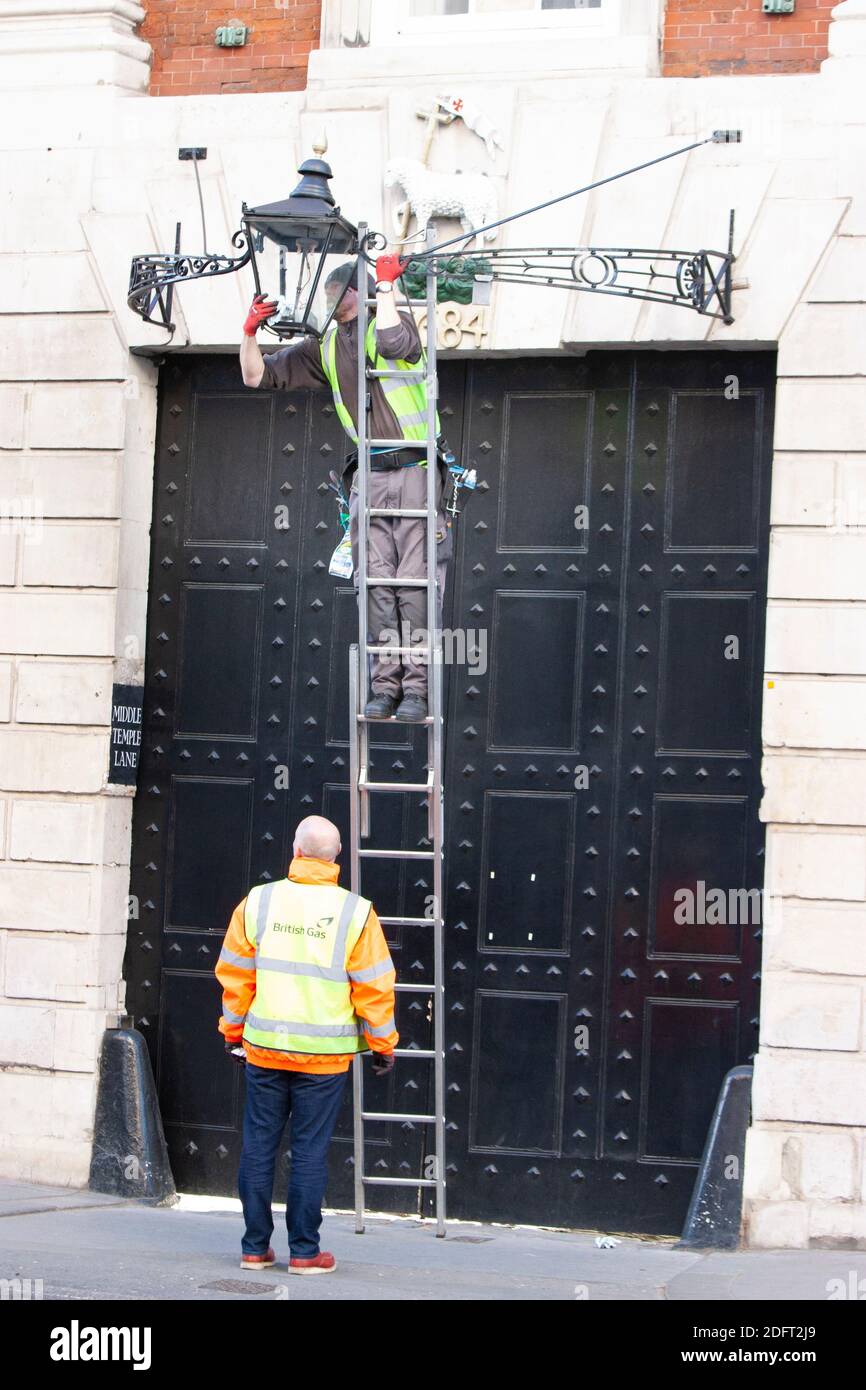 Lamplighter ladder -Fotos und -Bildmaterial in hoher Auflösung – Alamy