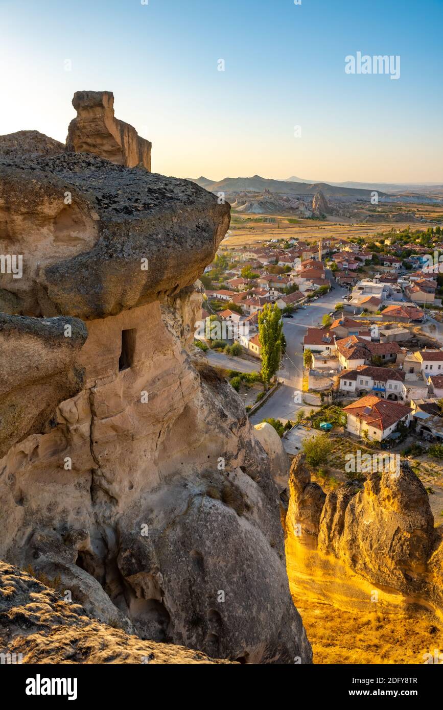 Troglodyten siedlung -Fotos und -Bildmaterial in hoher Auflösung – Alamy