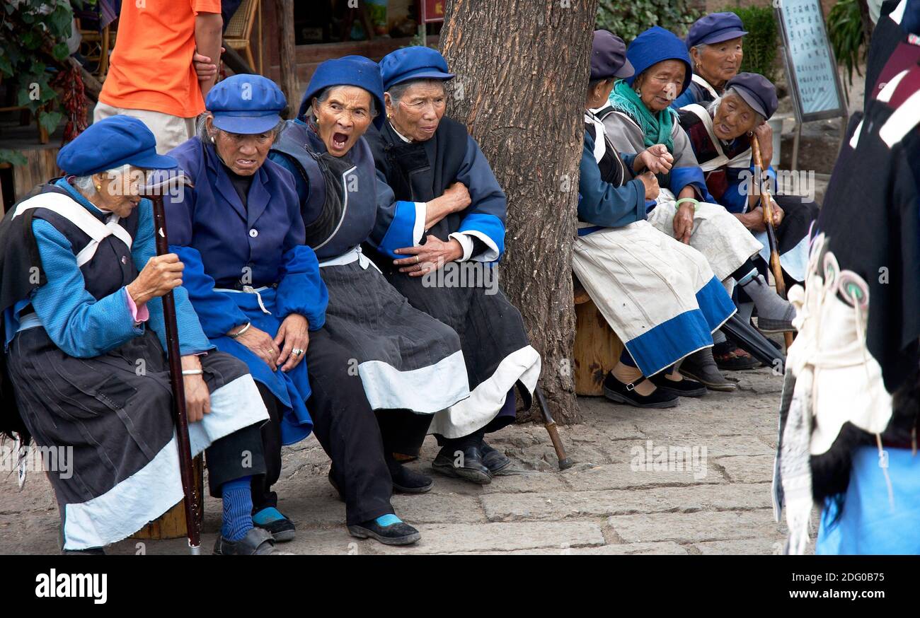 China yunnan lijiang naxi people -Fotos und -Bildmaterial in hoher ...
