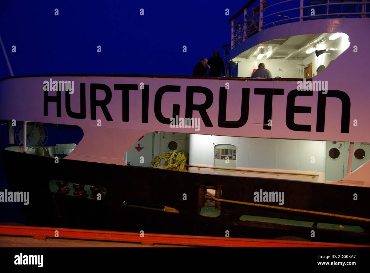 Schiff hurtigruten -Fotos und -Bildmaterial in hoher Auflösung – Alamy
