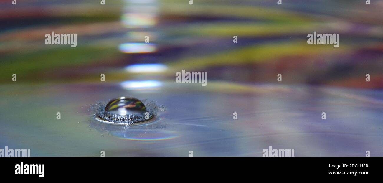 Drop impact -Fotos und -Bildmaterial in hoher Auflösung – Alamy