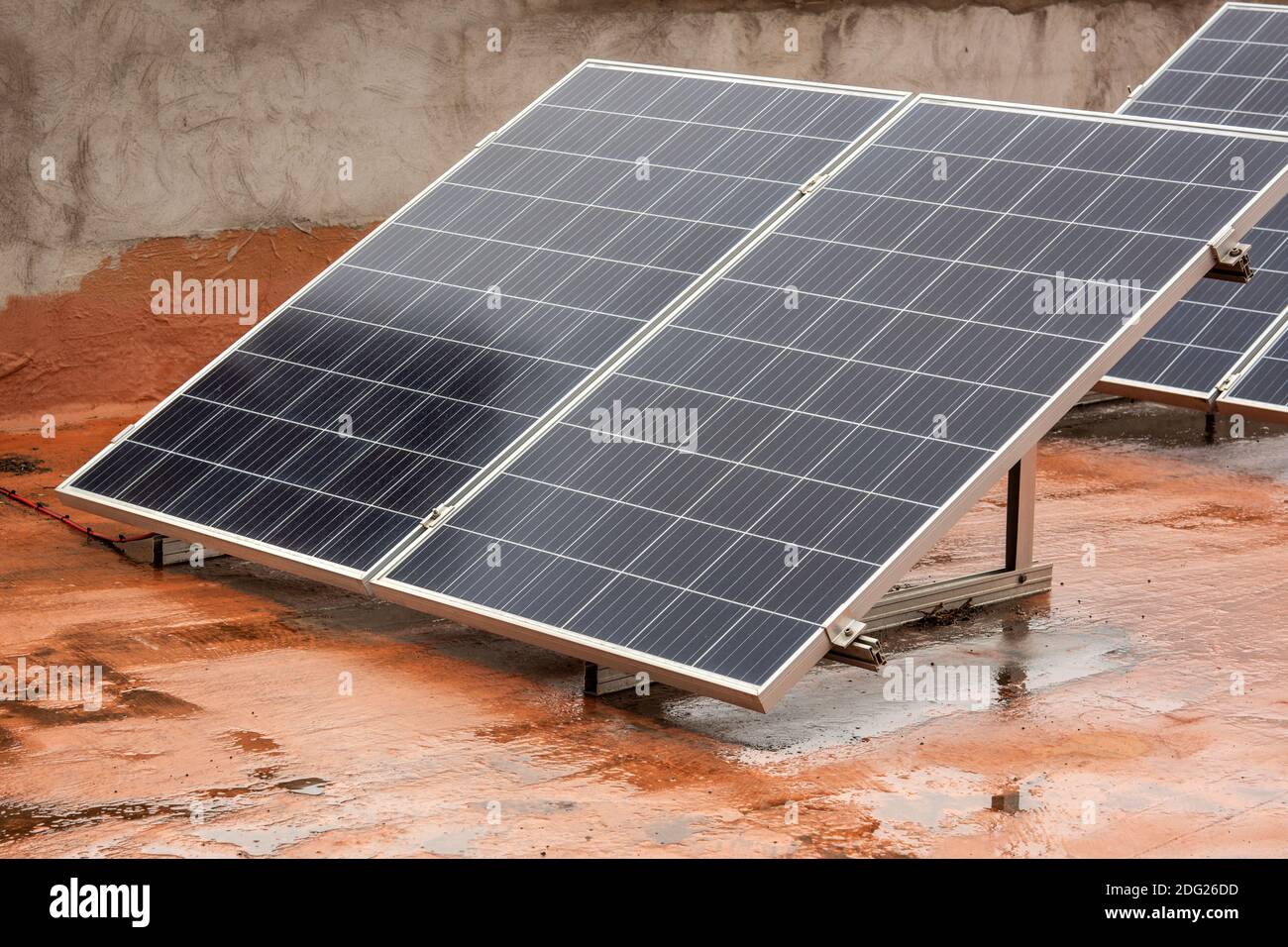 Photovoltaik anlagen -Fotos und -Bildmaterial in hoher Auflösung – Alamy