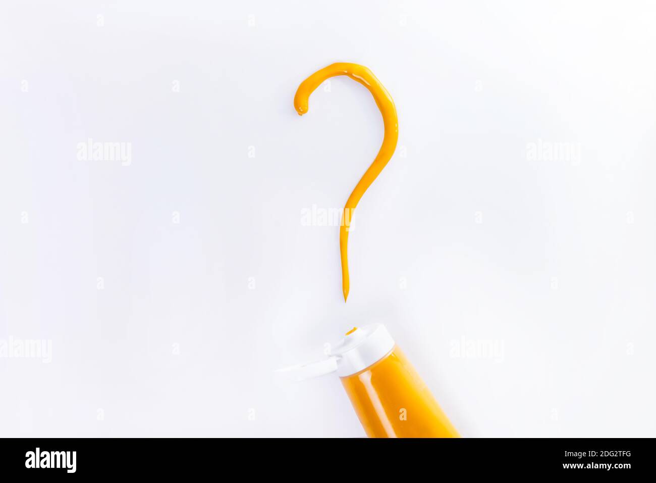 Gelbes fragezeichen -Fotos und -Bildmaterial in hoher Auflösung – Alamy