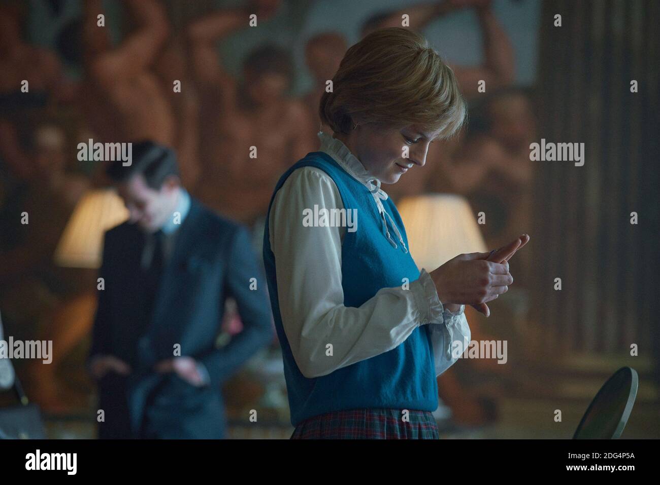 DIE KRONE, von links: Josh O'Connor als Prinz Charles, Emma Corrin als ...