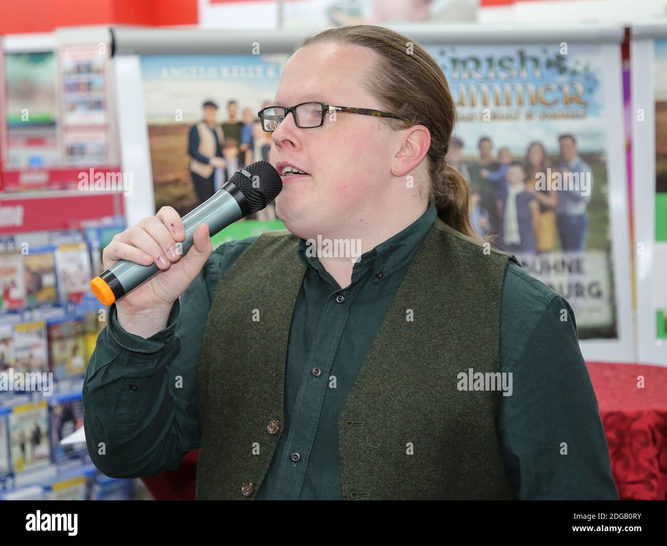 Angelo kelly -Fotos und -Bildmaterial in hoher Auflösung – Alamy