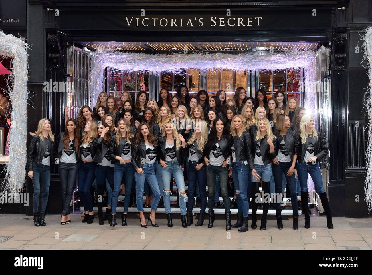 Victorias Secret Models Behati Prinsloo, Alessandra Ambrosoio, Karlie ...