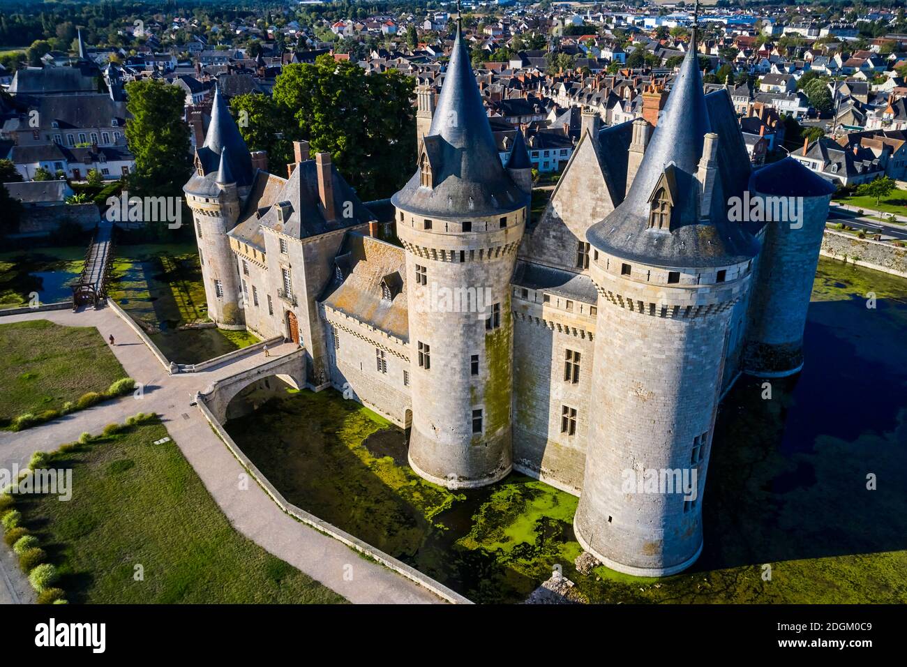 Frankreich, Loiret (45), Loire-Tal, das von der UNESCO zum Weltkulturerbe erklärt wurde, Sully ...