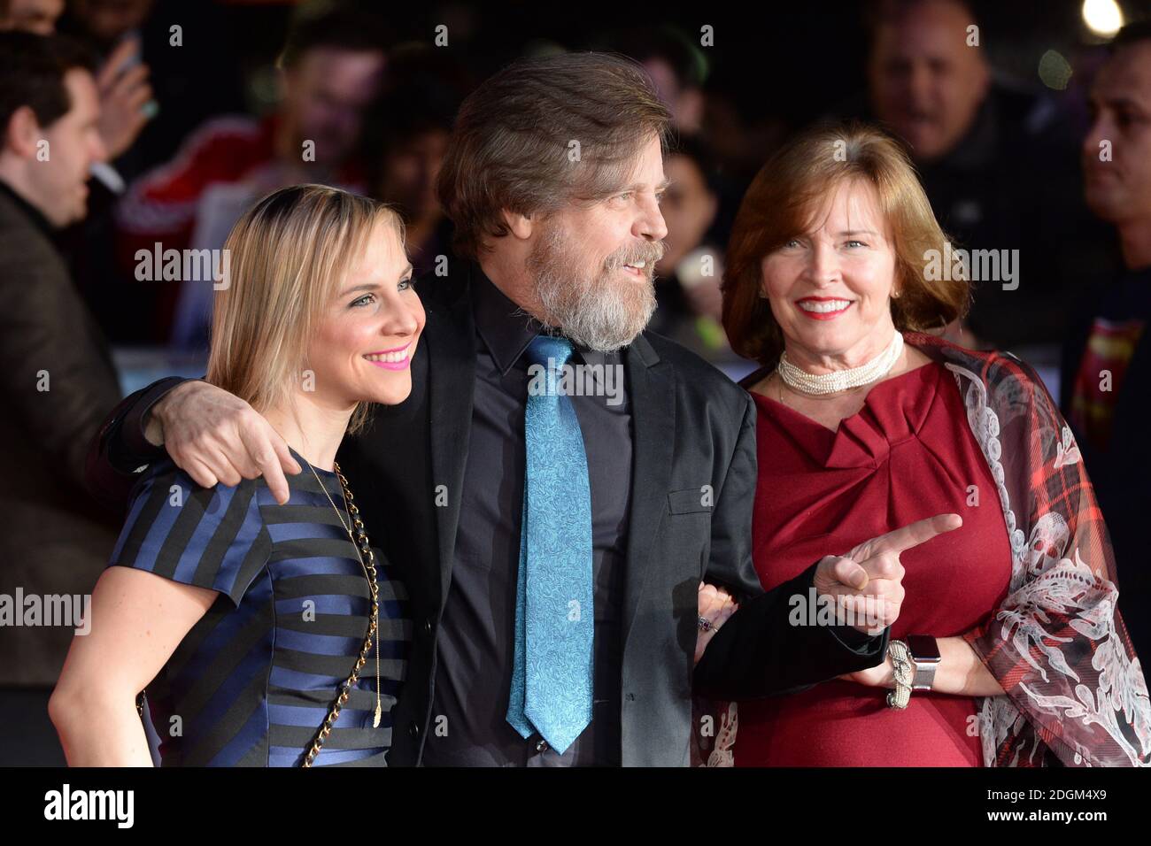 Chelsea Hamill, Mark Hamill und Marilou York bei der Europa-Premiere ...