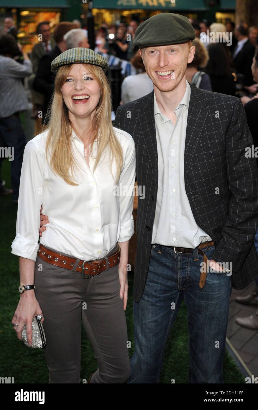 Lucy akhurst und chaz oldham morris -Fotos und -Bildmaterial in hoher ...