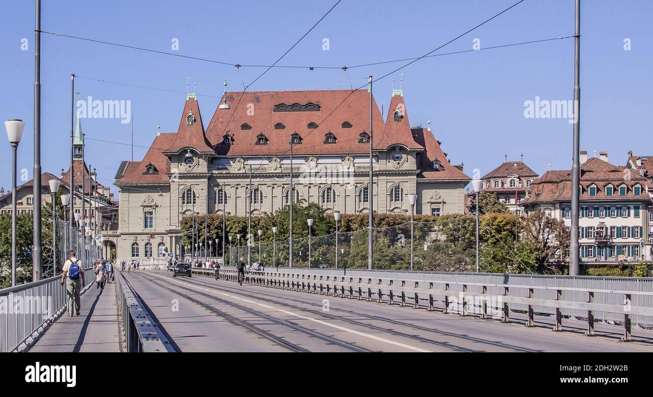Schweiz bern innenstadt menschen -Fotos und -Bildmaterial in hoher ...