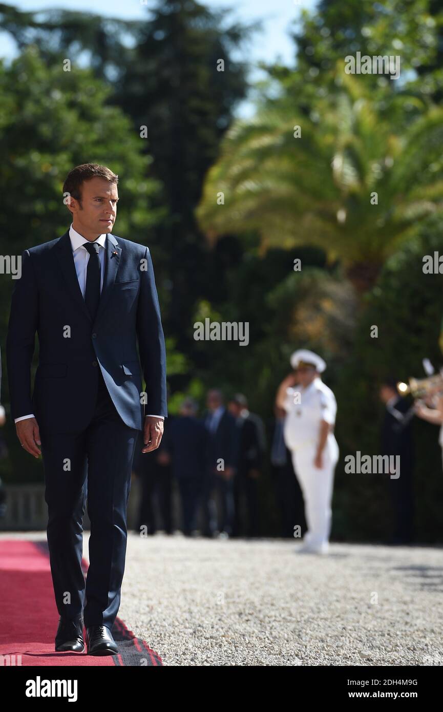 Der französische Präsident Emmanuel Macron wird am 25. August 2017 vom ...