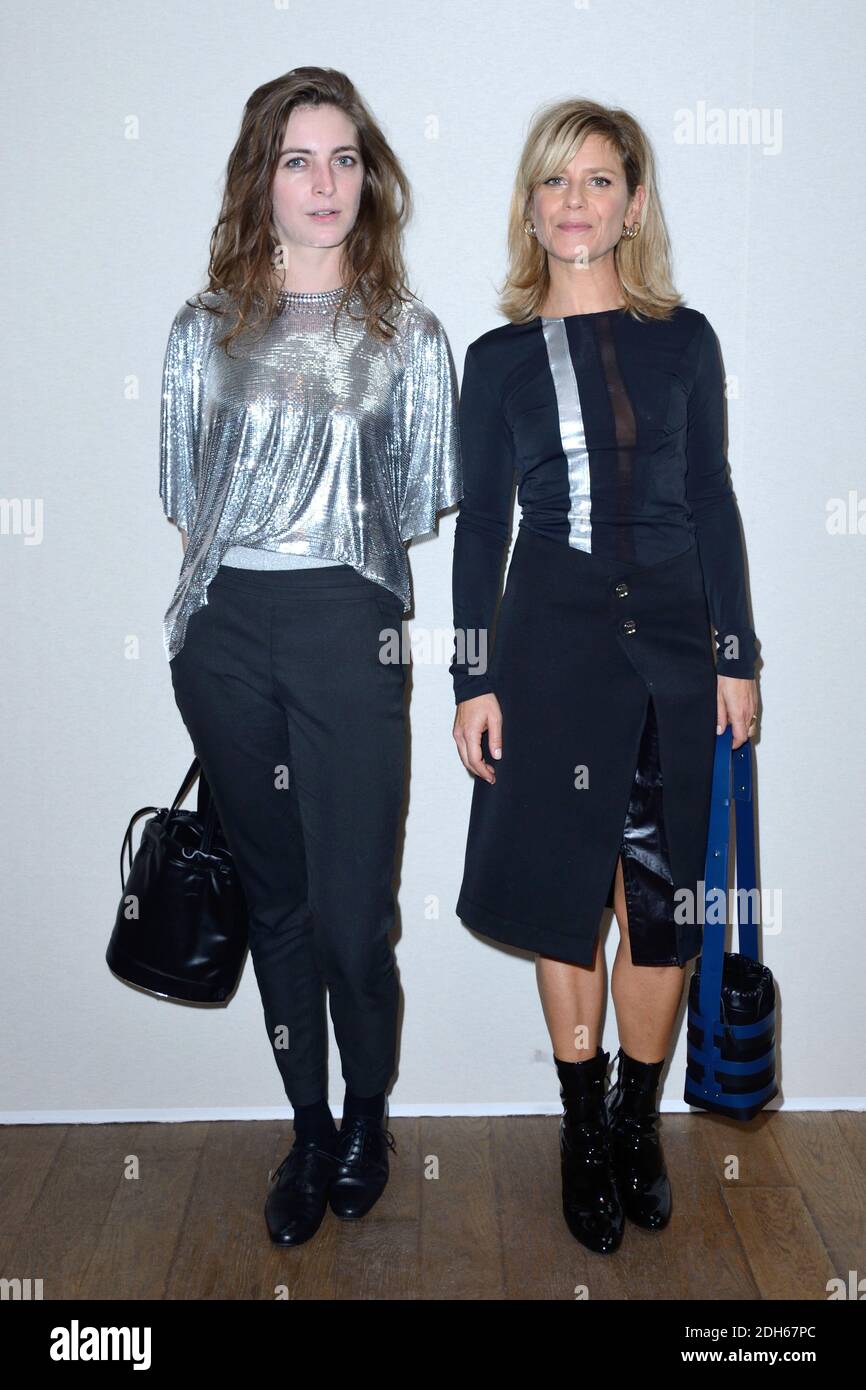 Fishbach und Marina Fois nehmen an der Paco Rabanne Fashion Show im ...