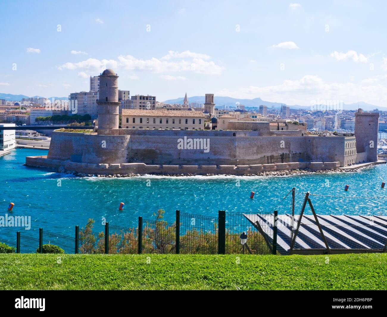 Wenn burg in marseille -Fotos und -Bildmaterial in hoher Auflösung – Alamy