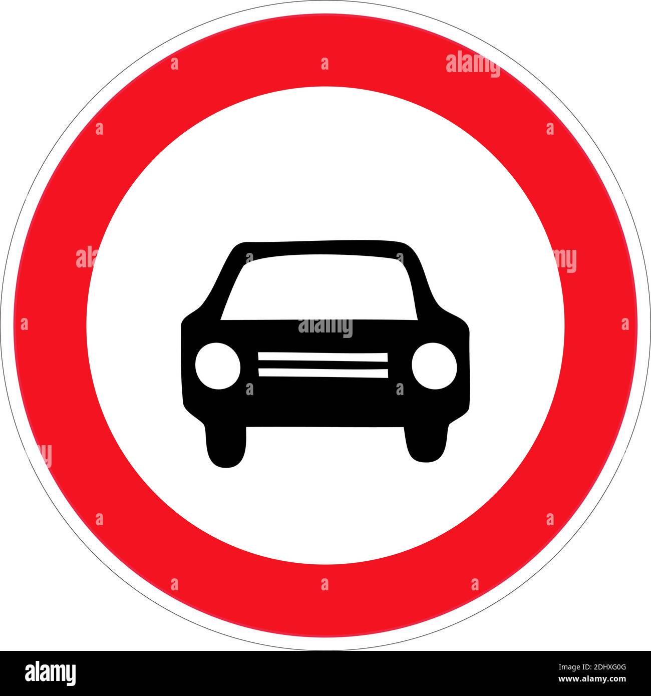 Verbotsschild kein Parkplatz, kein Auto, Aufmerksamkeit auf der Straße ...