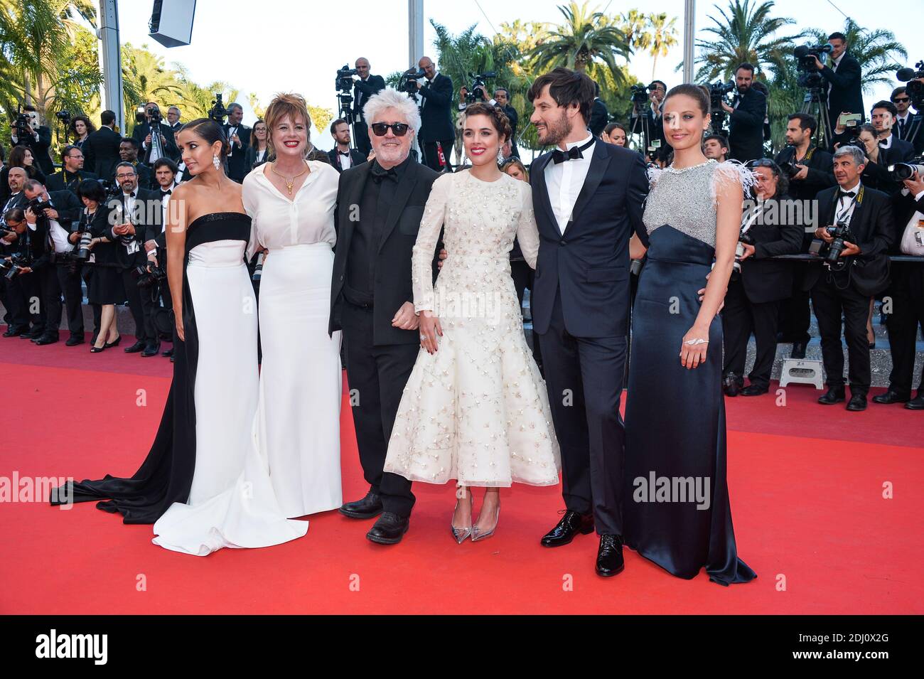 Inma Cuesta, Emma Suarez, Regisseur Pedro Almodovar, Adriana Ugarte ...