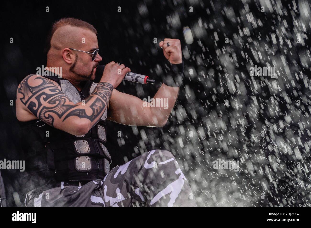 Sabaton foto -Fotos und -Bildmaterial in hoher Auflösung – Alamy