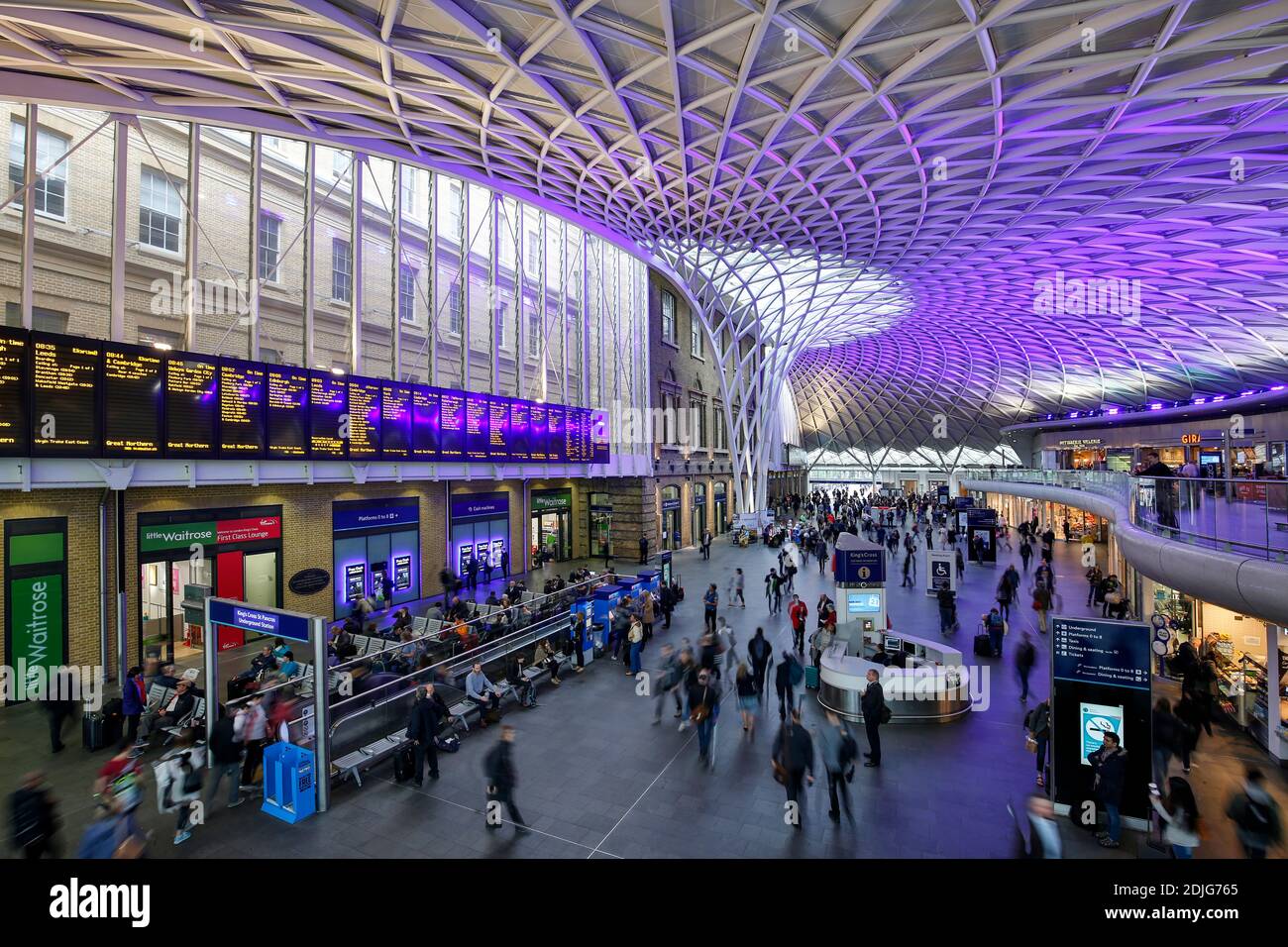 Stationen terminal terminals -Fotos und -Bildmaterial in hoher ...