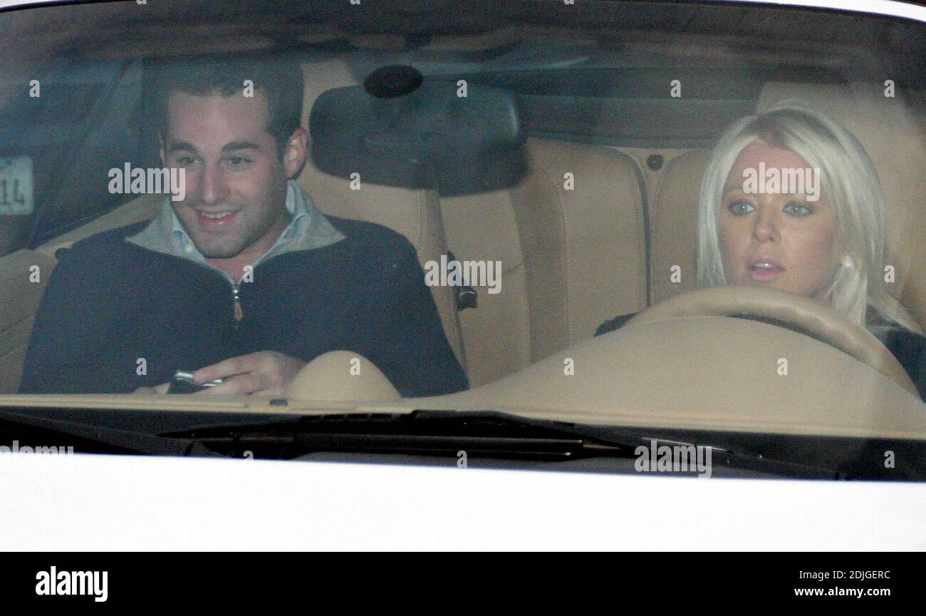 Tara holt -Fotos und -Bildmaterial in hoher Auflösung – Alamy