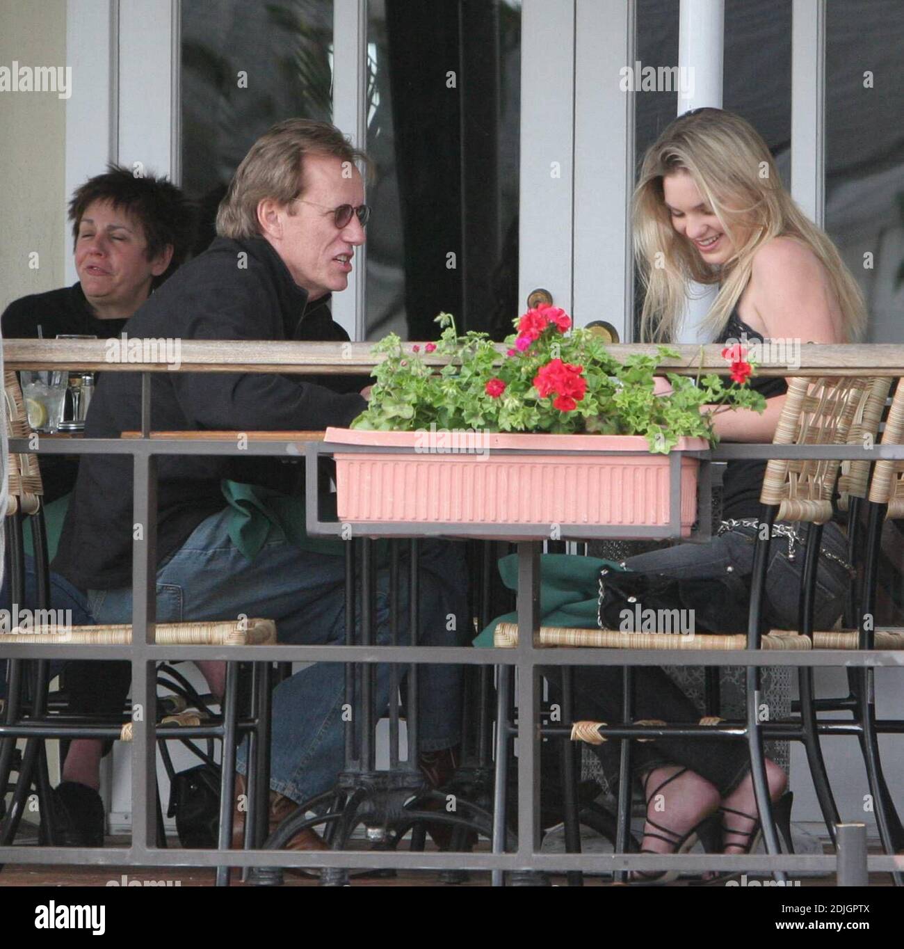 Exklusiv!! Der 58-jährige James Woods mit seiner angeblich neuen ...