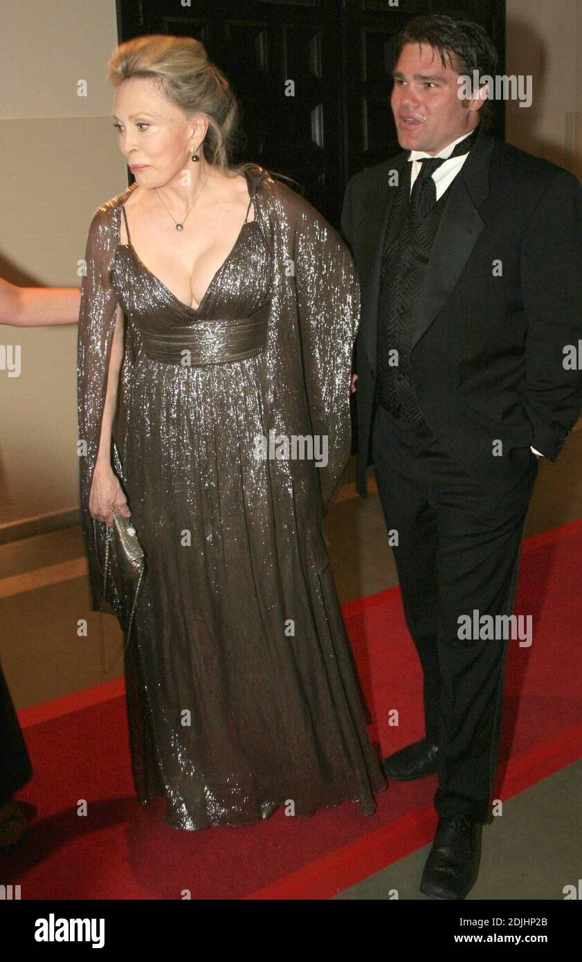 Faye dunaway not still -Fotos und -Bildmaterial in hoher Auflösung – Alamy