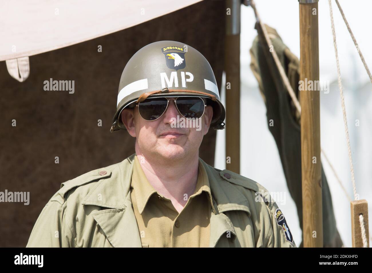 Re-enactor gekleidet in einem Weltkrieg zwei Periode US-Armee 101st ...