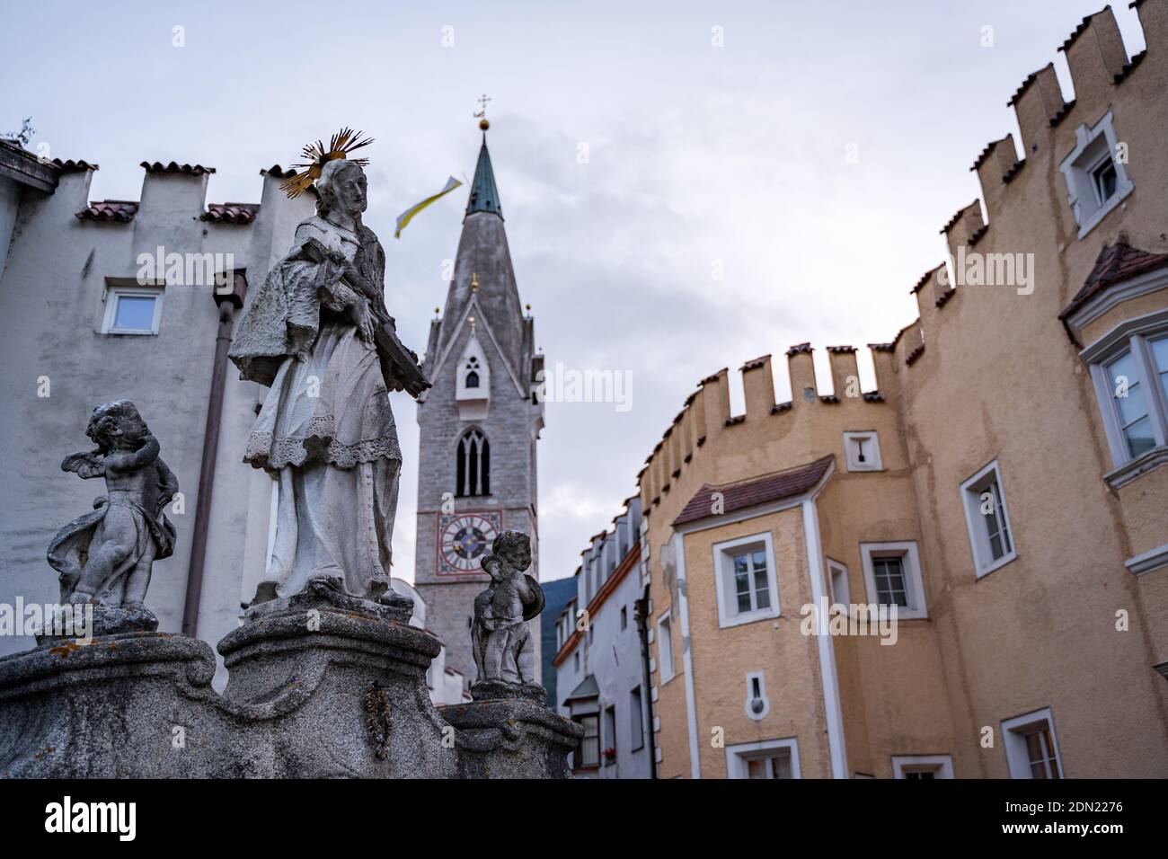 Brixen stadt in südtirol -Fotos und -Bildmaterial in hoher Auflösung ...