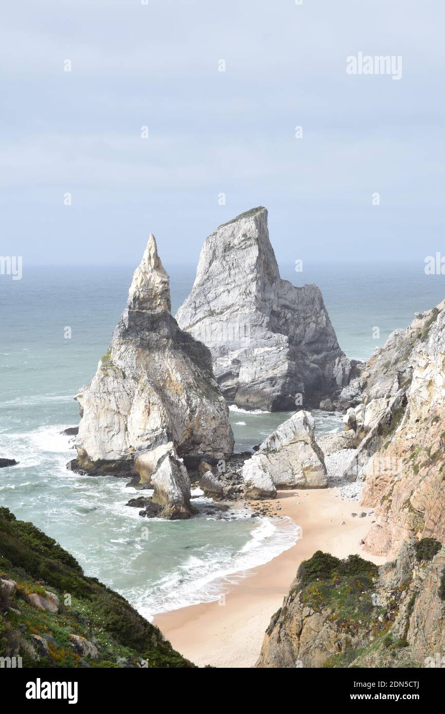 Wimmelbild strand -Fotos und -Bildmaterial in hoher Auflösung – Alamy