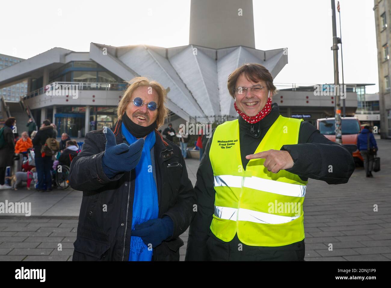Berlin, Deutschland. Dezember 2020. Frank Zander und Sohn Marcus Zander ...