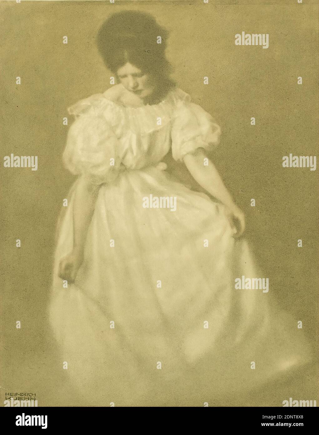 8 schwarzer rand -Fotos und -Bildmaterial in hoher Auflösung – Alamy