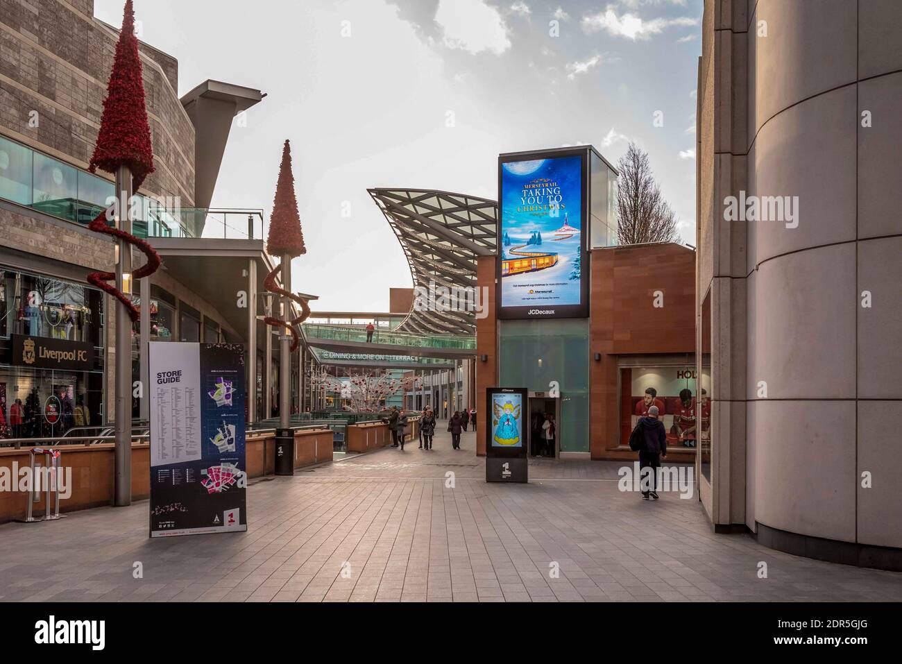 Liverpool one shopping mall -Fotos und -Bildmaterial in hoher Auflösung ...