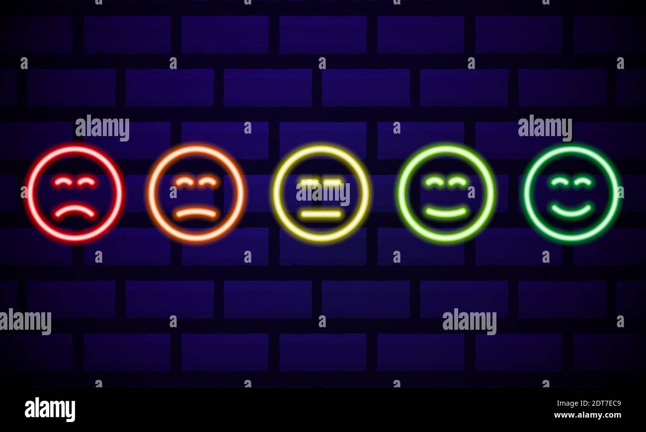 Set von Neon Lächeln Emoticons isoliert auf dunklen Backstein Wand ...