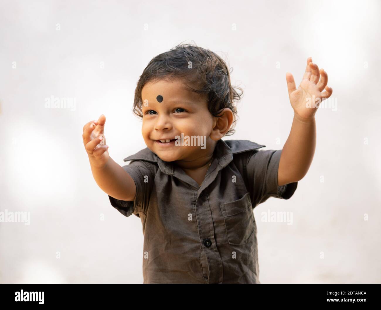 Chubby asian boy -Fotos und -Bildmaterial in hoher Auflösung – Alamy