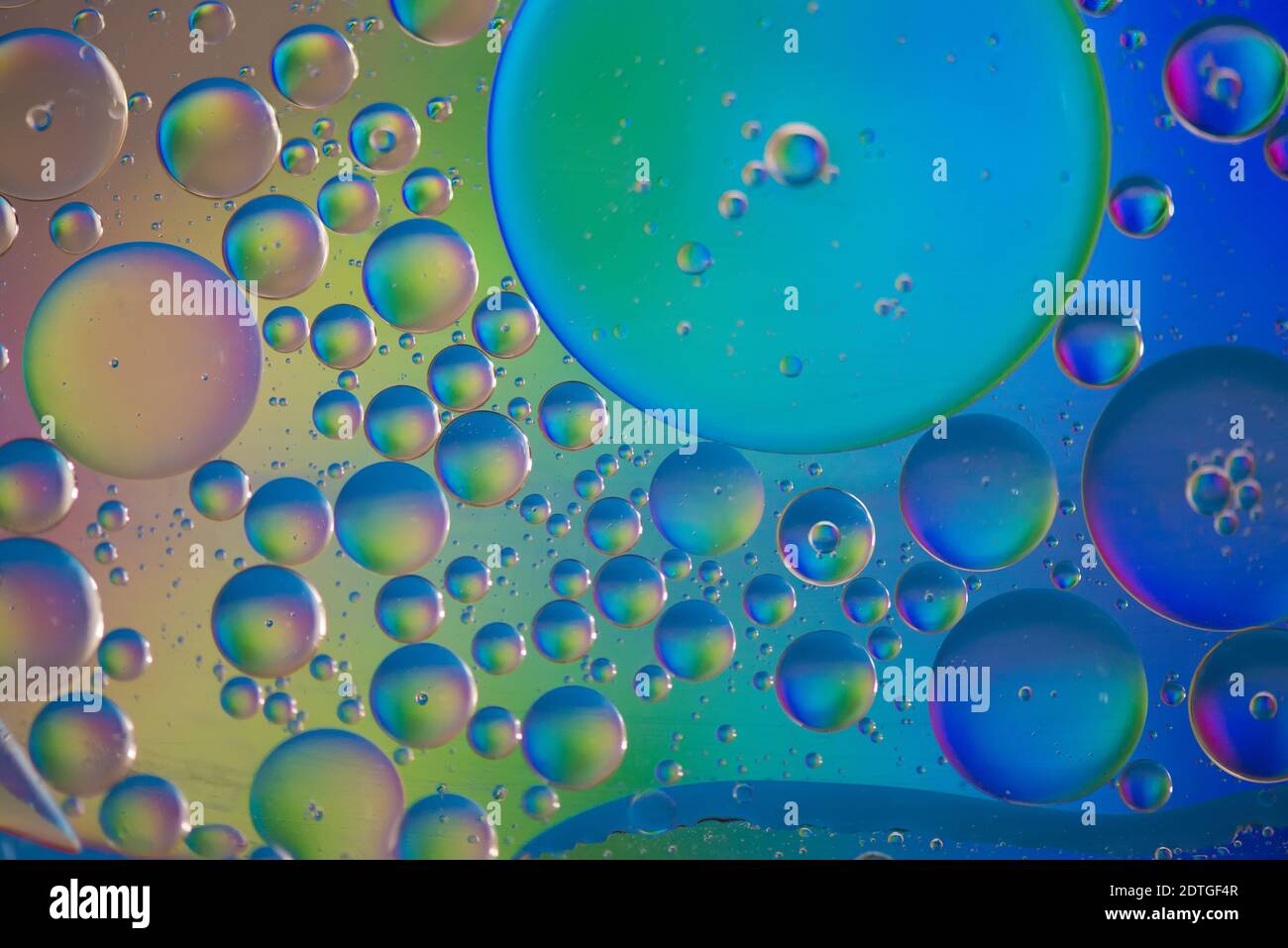 Luftblasen Wasser Stockfotos und -bilder Kaufen - Alamy