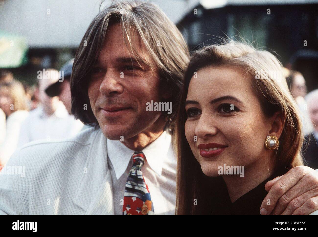 JÜRGEN DREWS , deutscher Schlagersänger, mit Ehefrau RAMONA DREWS, 1994 ... JÜRGEN DREWS , deutscher Schlagersänger, mit Ehefrau RAMONA DREWS, 1994 ...