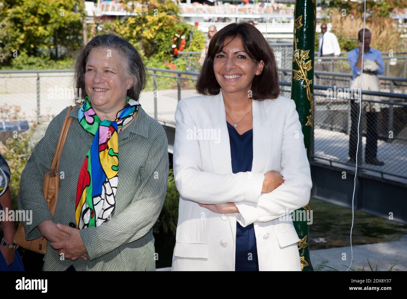 Niki De Saint Phalle Tochter Laura Duke Condominas und Bürgermeisterin ...