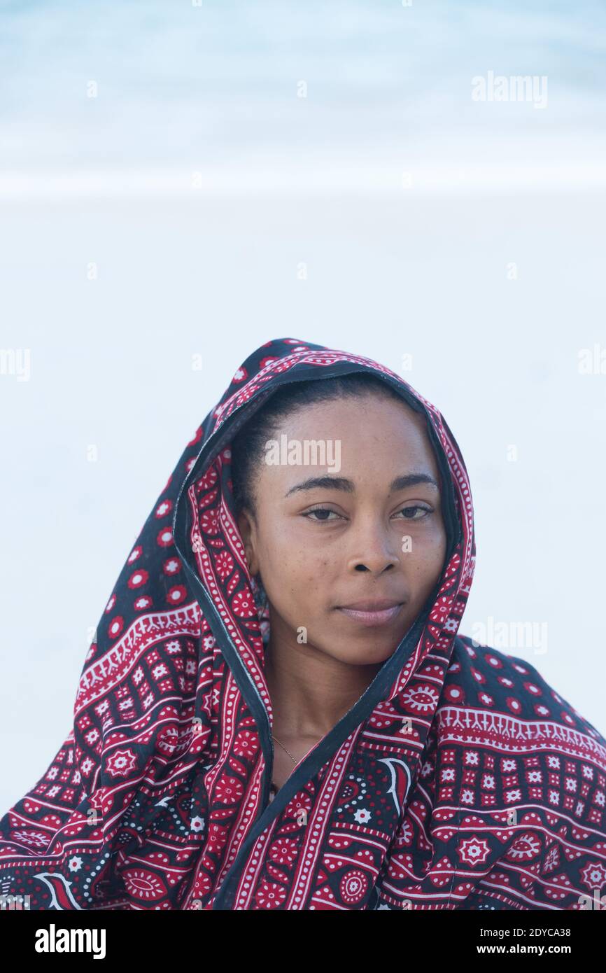 Kanga an -Fotos und -Bildmaterial in hoher Auflösung – Alamy