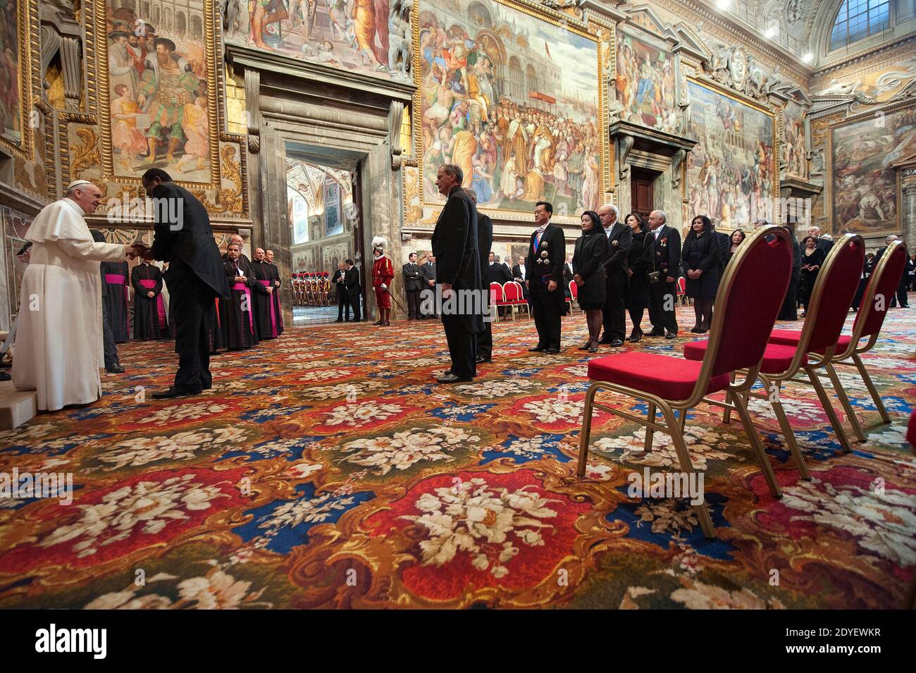 Sala regia -Fotos und -Bildmaterial in hoher Auflösung – Alamy