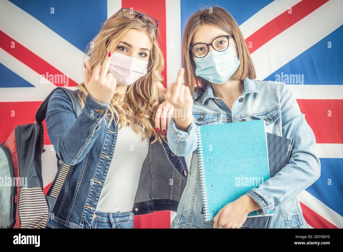 Mittelfinger zeigen -Fotos und -Bildmaterial in hoher Auflösung – Alamy